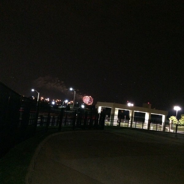 Pentagon Bus Station U13 - The Pentagon - 0 tips