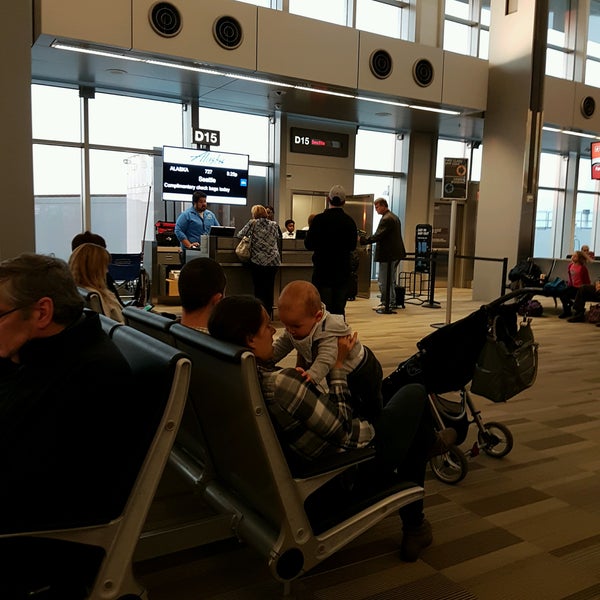 Photos at RDU - Gate D15 - 1 tip