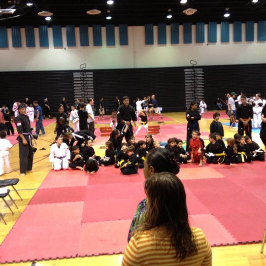 Miami Lakes Educational Center - High School in Miami Lakes