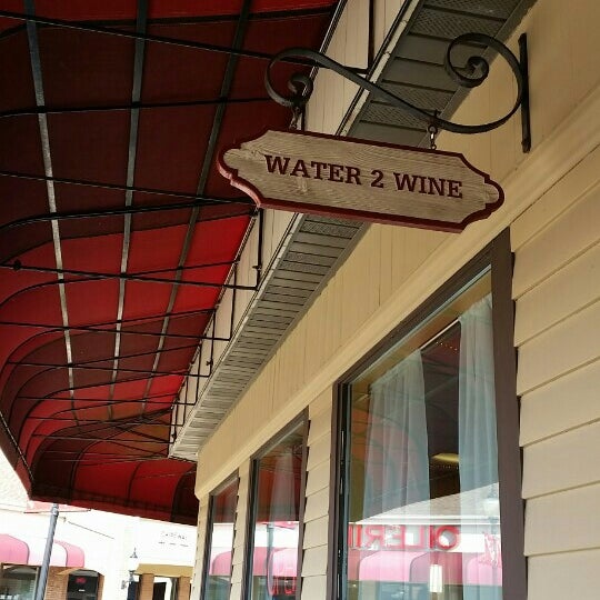 Water 2 Wine - Wine Store in The Plaza, Brookfield