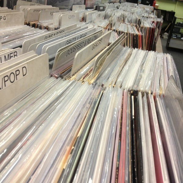 Reckless Records - The Loop - 28 tips from 2287 visitors