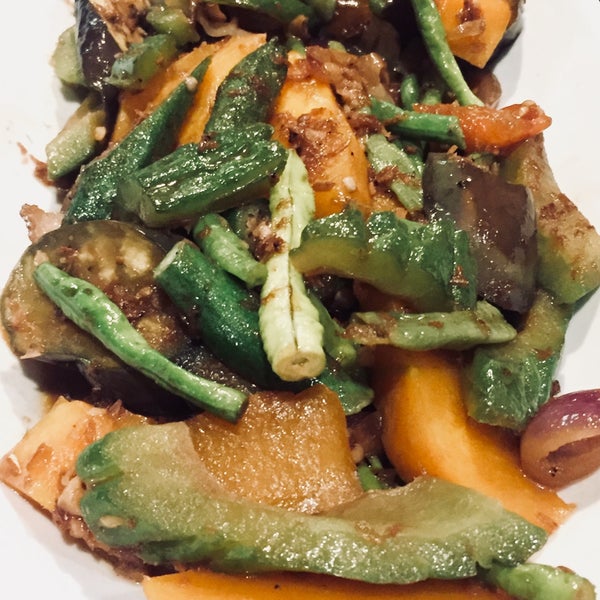 Isaw Haus - South Triangle - Quezon City, Quezon City