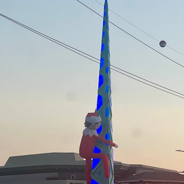 Frank Lloyd Wright Spire - Sculpture Garden in Scottsdale