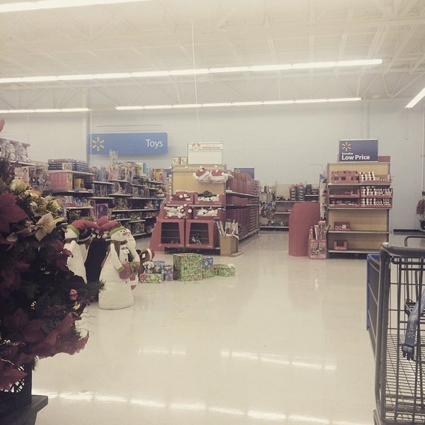 Photos at Walmart Supercenter - Big Box Store in Moscow
