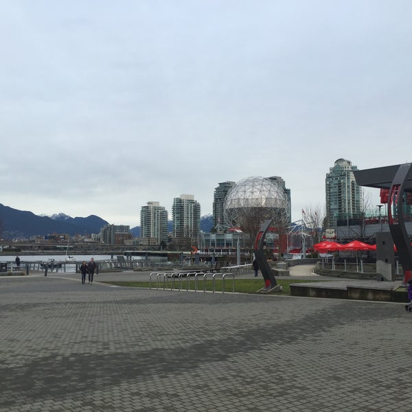 Seaside Seawall - Hiking Trail