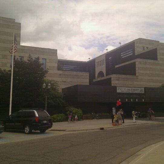 Michigan Historical Center/Library of Michigan - Downtown Lansing - 11 tips