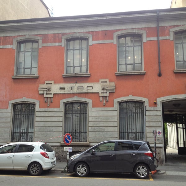 Etro - XXII Marzo - via Spartaco 3