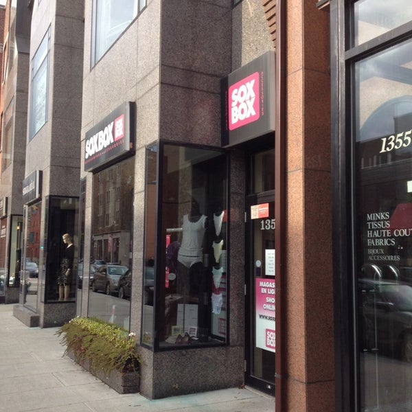 Photos at Sox Box (Greene Ave.) - Westmount, QC