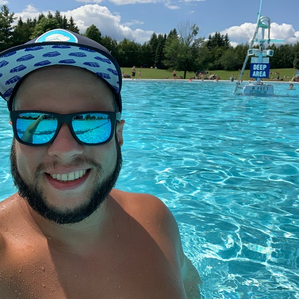 Bronte Creek Provincial Park Swimming Pool - Swimming Pool