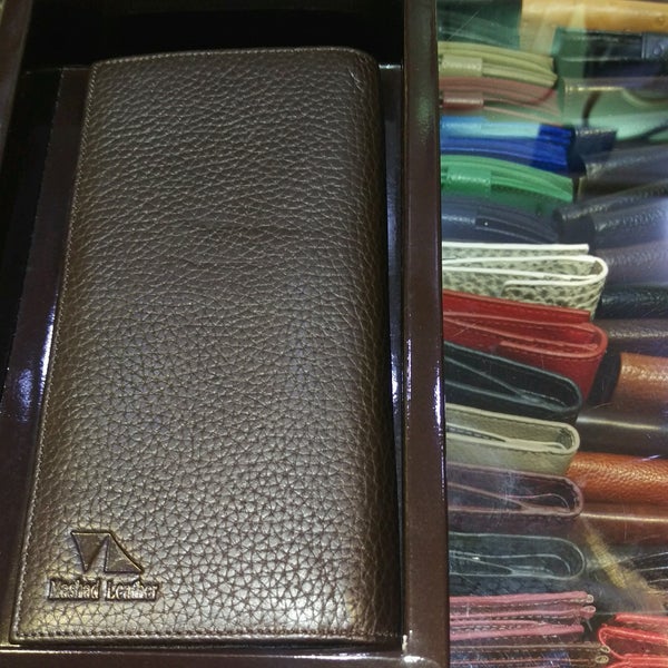 Mashad Leather / چرم مشهد - Leather Goods Store