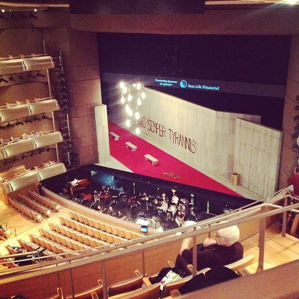 Canadian Opera Company - Financial District - 5 tips