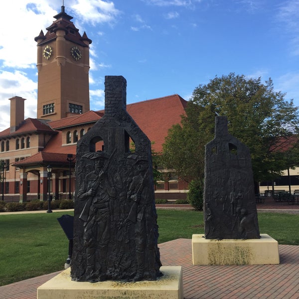 Union Square Park - Downtown Springfield - Springfield, IL