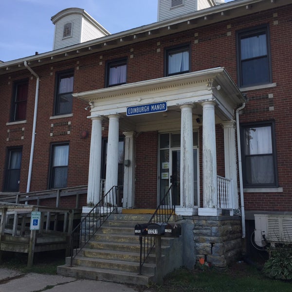 Edinburgh Manor - Scotch Grove, IA