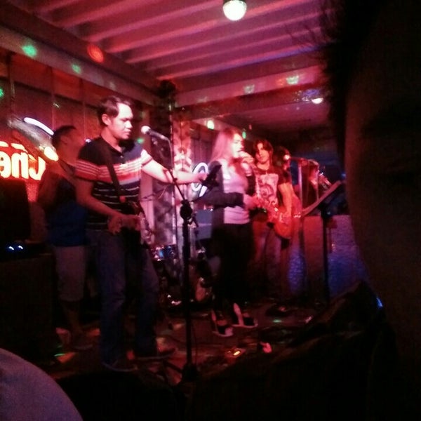 Niché Grille Bar and Café - South Triangle - Quezon City, Quezon City