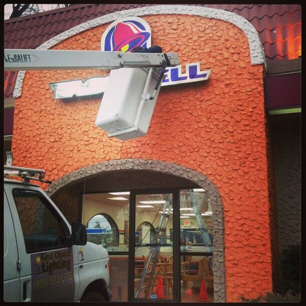 Taco Bell (Now Closed) - 14 tips