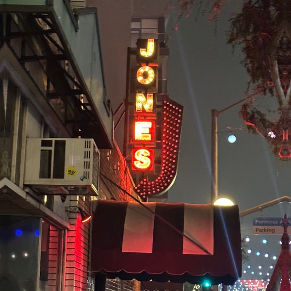 Jones Hollywood - 102 tips from 5295 visitors