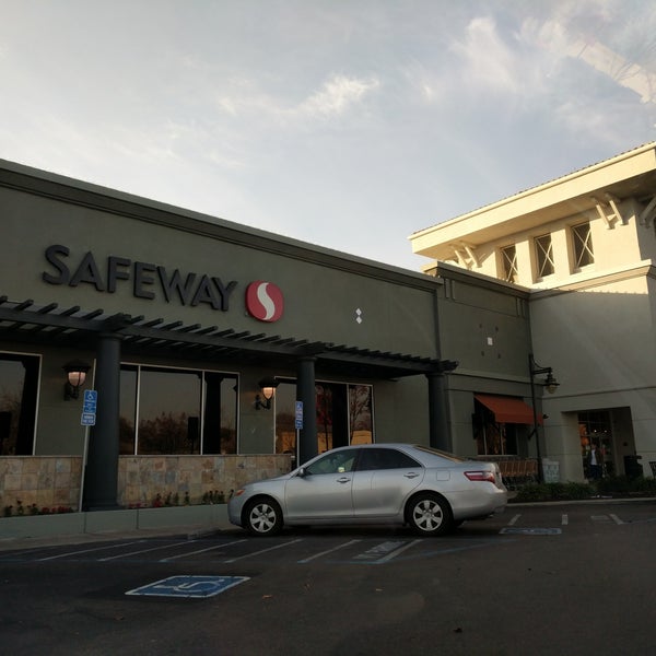 Safeway - Grocery Store