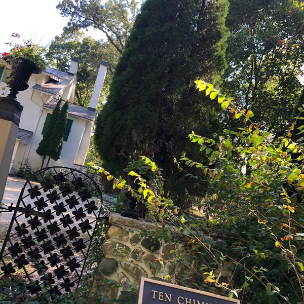 Ten Chimneys Foundation - 4 tips from 149 visitors