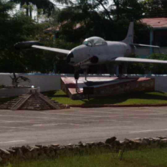 Base Aerea Militar N°8 - 3 tips from 399 visitors