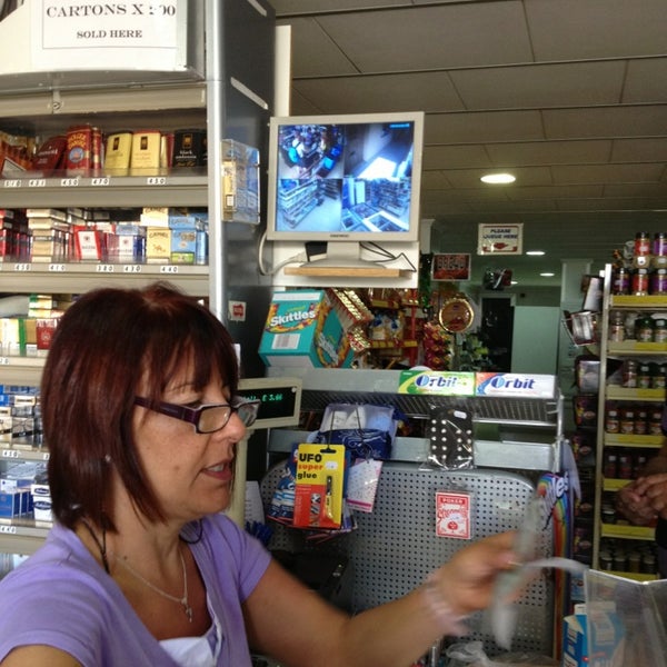 Luna Mini Market - Għadira - Mellieħa, Mellieħa