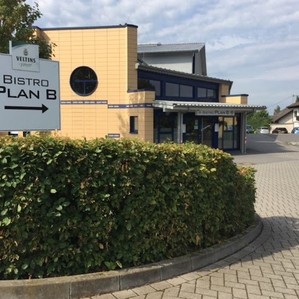 Bistro Plan B - 1 visitor