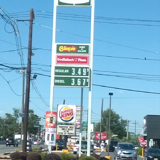 Hess Express - 623 Spring St