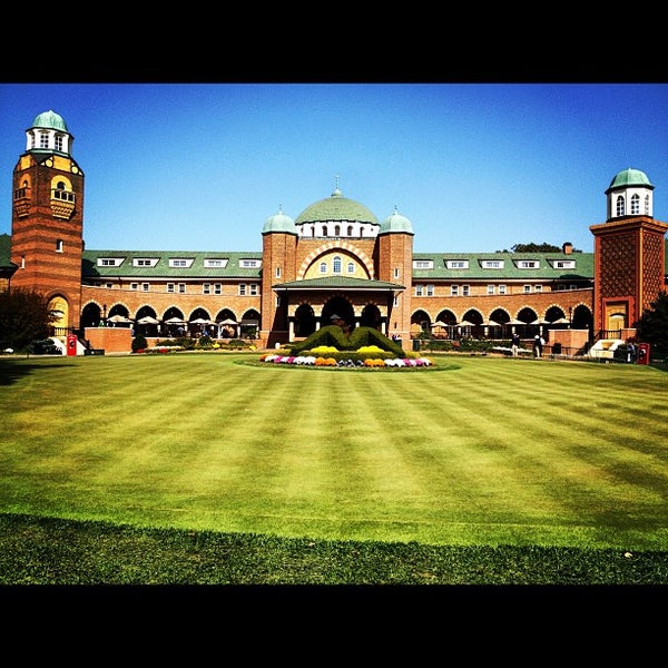 Medinah Golf Club Clubhouse - Itasca, IL