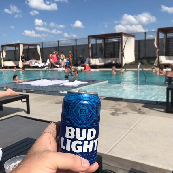 JW Marriott Swimming Pool - Nashville, TN