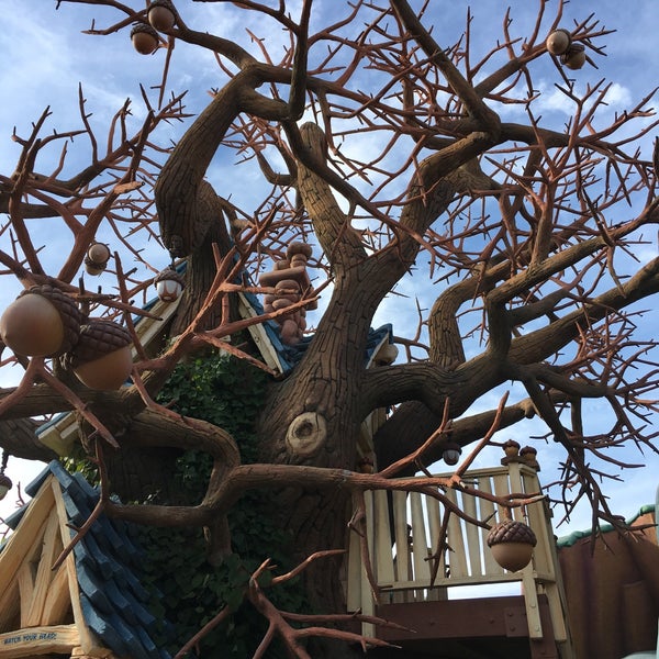 Photos at Chip 'n Dale Treehouse - The Anaheim Resort - 8 tips from ...