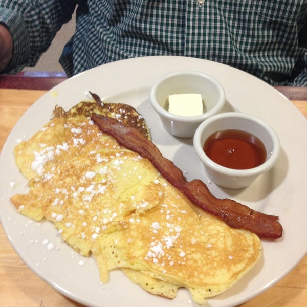 Photos at Small B&B Cafe - 2219 East St