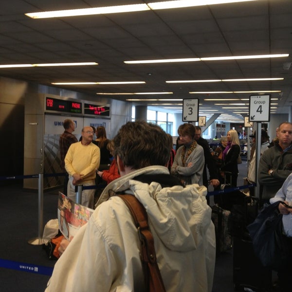 Photos at Gate C132 - Newark Airport and Port Newark - Terminal C3