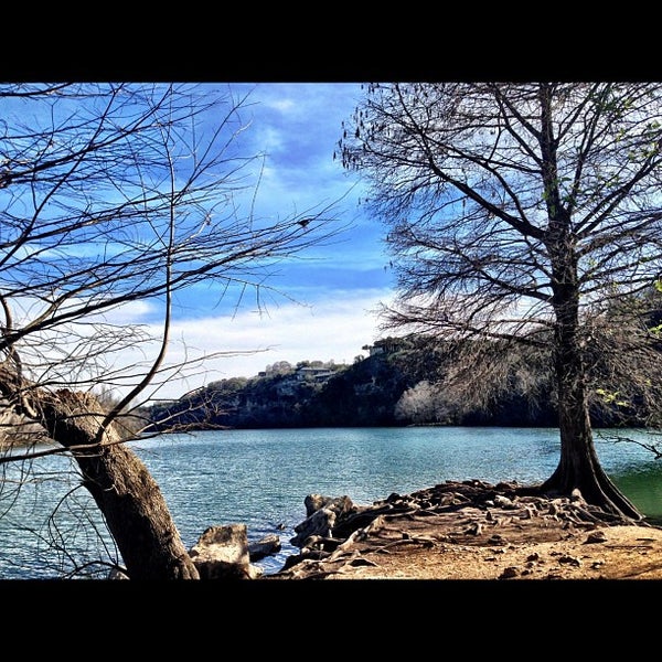 Red Bud Isle - Dog Run in Austin