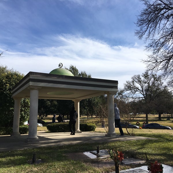 Photos at Restland Memorial Park Cemetery - 5 tips from 423 visitors
