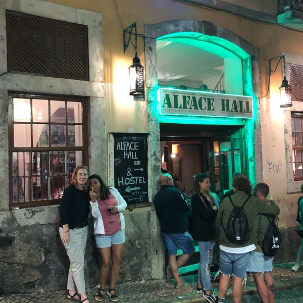 Alface Hall - Bar in Lisboa