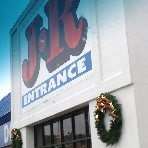 Photos at JR Discount Factory Outlet - Selma, NC