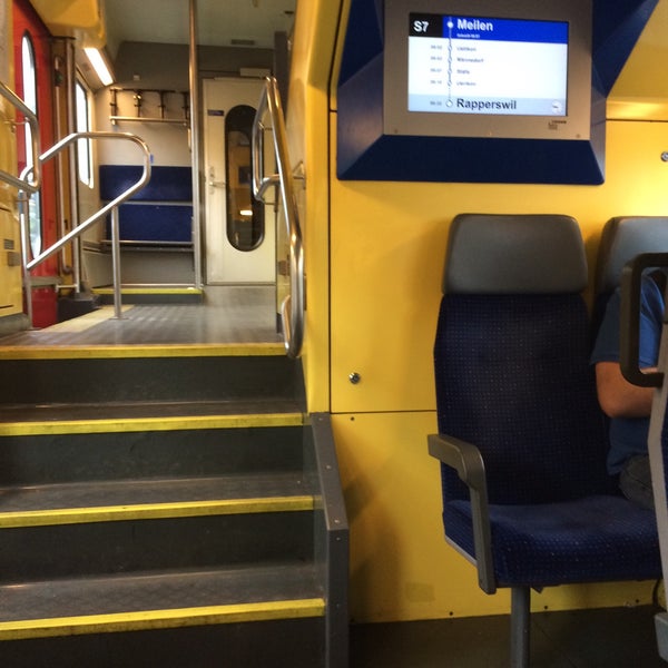 ZVV S-Bahn S7 - Train in Zürich