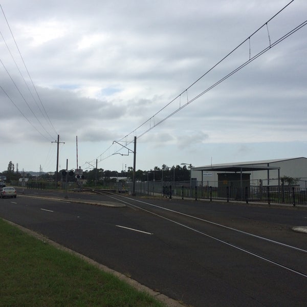 Unanderra - Town