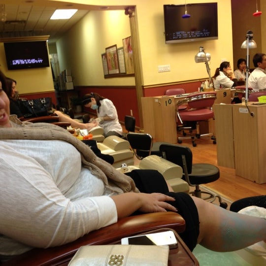 Angel Tips Nail Salon - Nail Salon