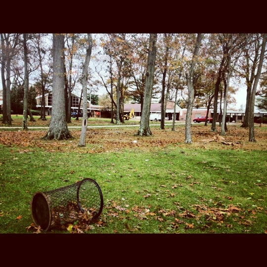 Photos at Syosset High School - 6 tips from 330 visitors