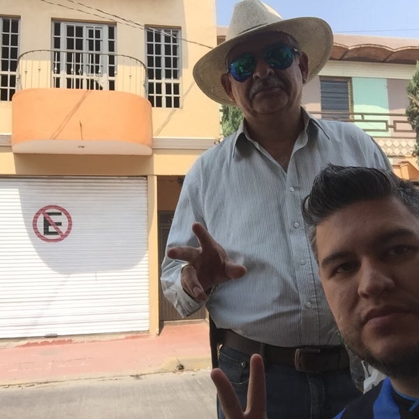 Philip’s Sushi - 3 tips from 17 visitors