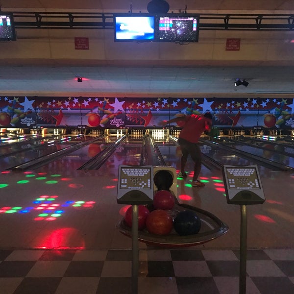 Bowl America Dranesville - Bowling Alley