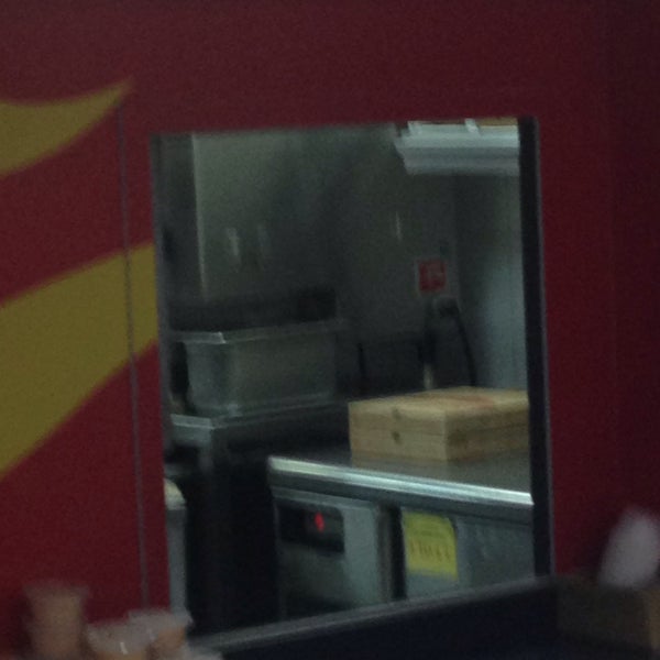 Photos at Pizza Hut - Pizzeria in Kuwait City