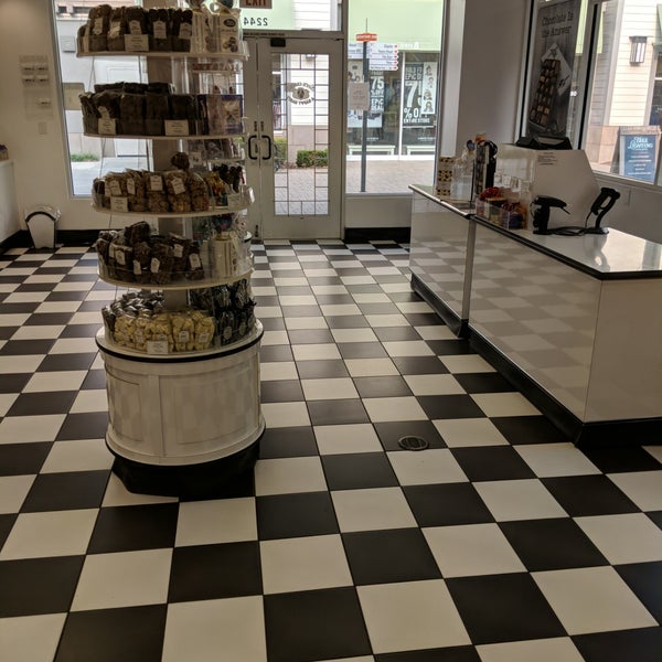 See's Candies - Candy Store in Alameda