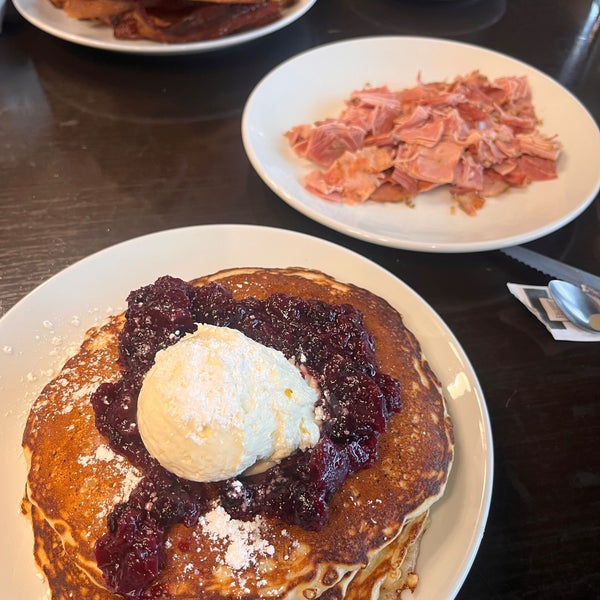 Bassett Street Brunch Club - Johnson Street Bend - Madison, WI