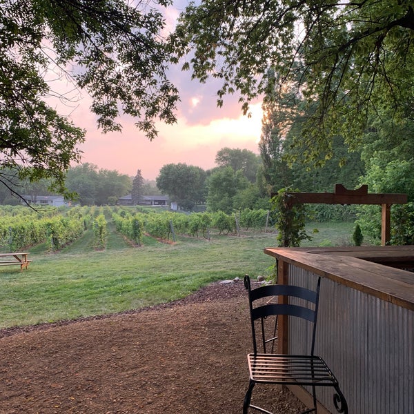 Schram Vineyards - 6 tips