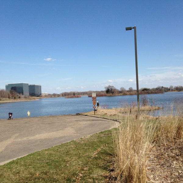 Normandale Lake Park - Lake in West Bloomington