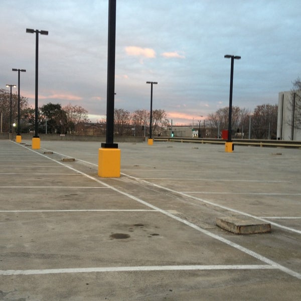 Priority Parking Garage - Downtown Sacramento - 730 I St