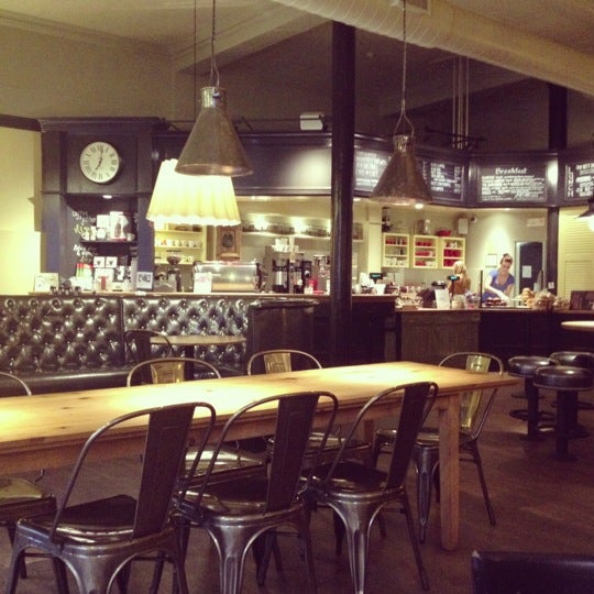 Pavement Coffeehouse - Coffee Shop in Boston