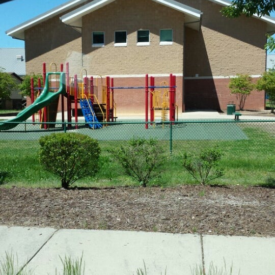Forestville Road Elementary - Elementary School