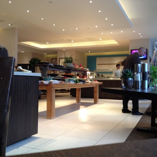 Cookbook Cafe - Mayfair - 12 tips